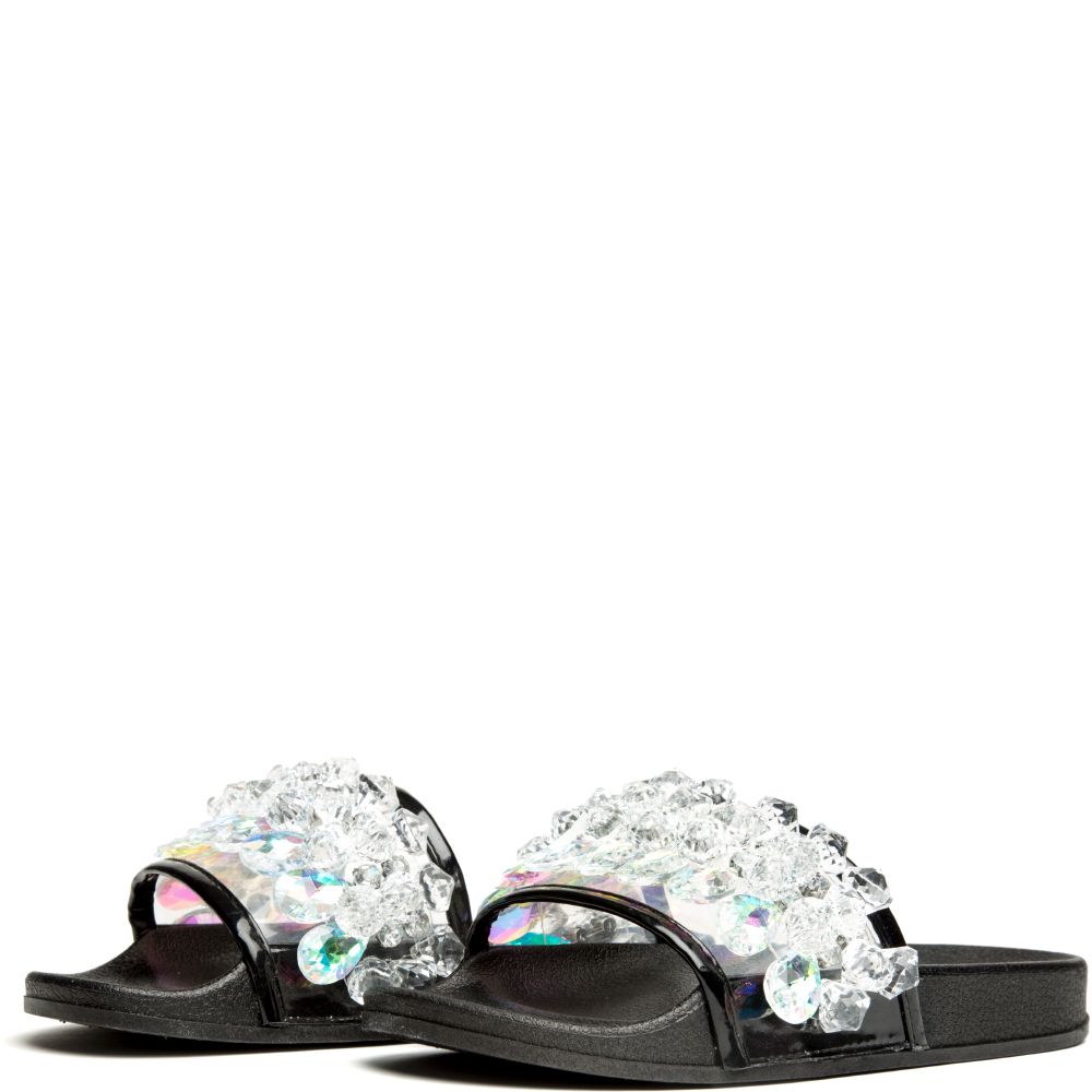 CAPE ROBBIN Moira-63 Slides MOIRA-63/BLACK - Shiekh