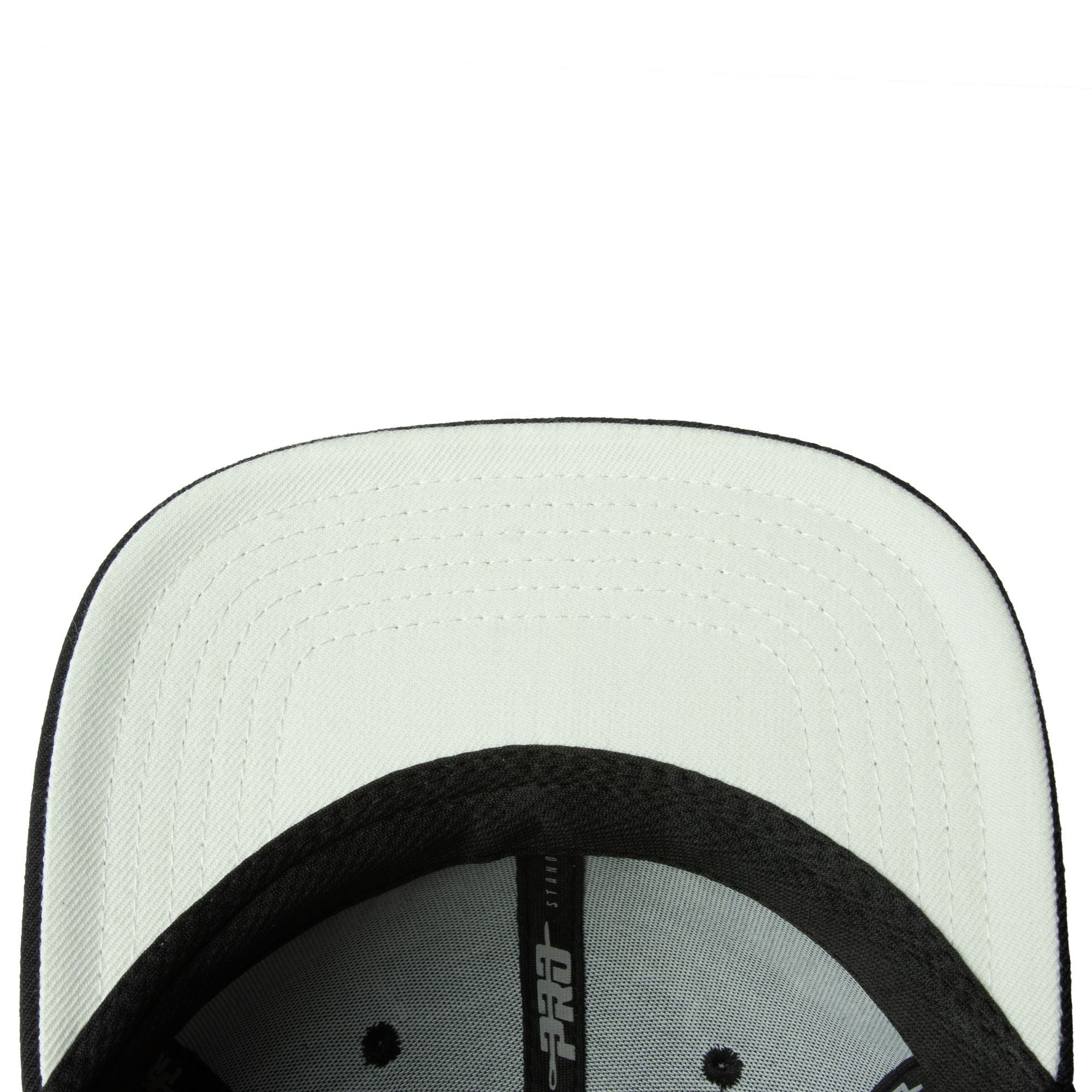 PRO STANDARD Bulls White Rose Snapback BCB755740-BLK - Shiekh