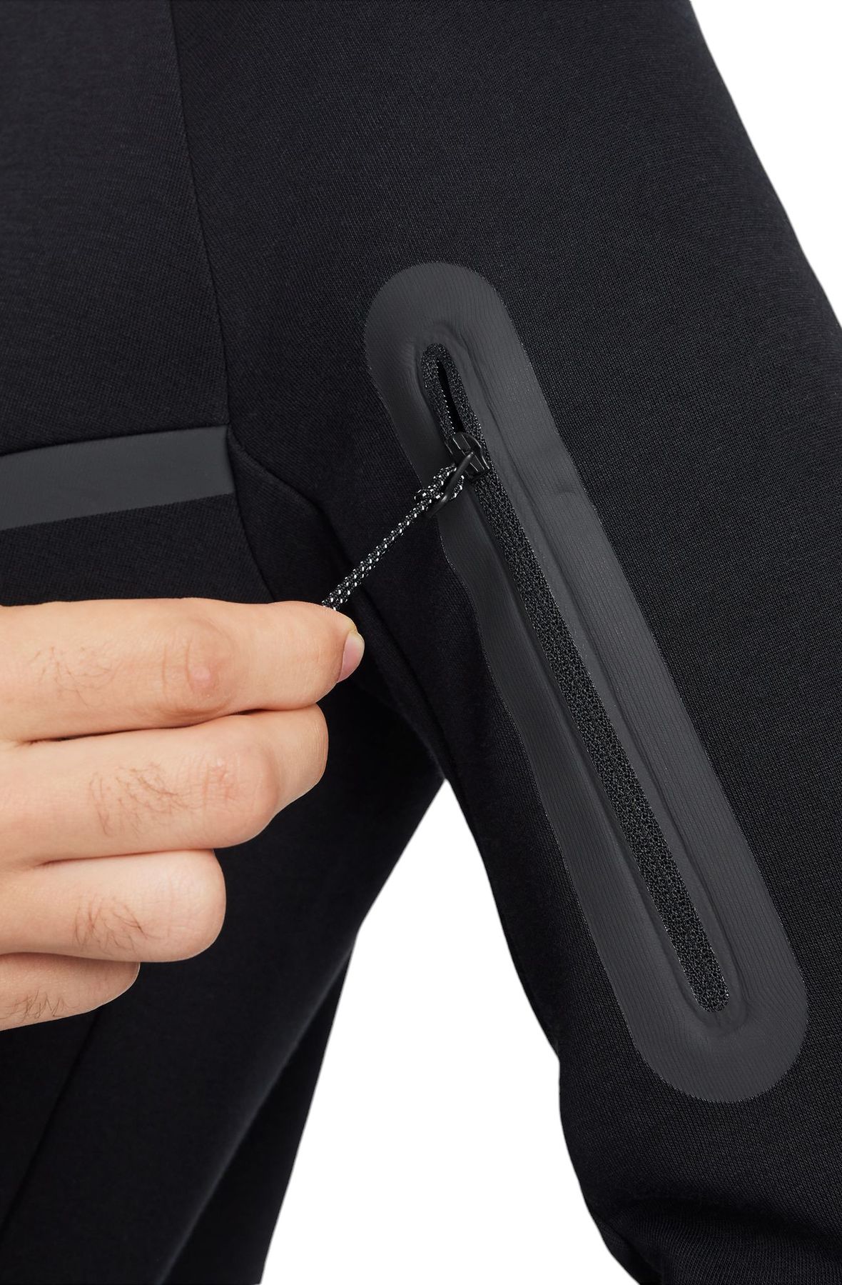 NIKE Tech Full-Zip Windrunner Hoodie HV0949 010 - Shiekh