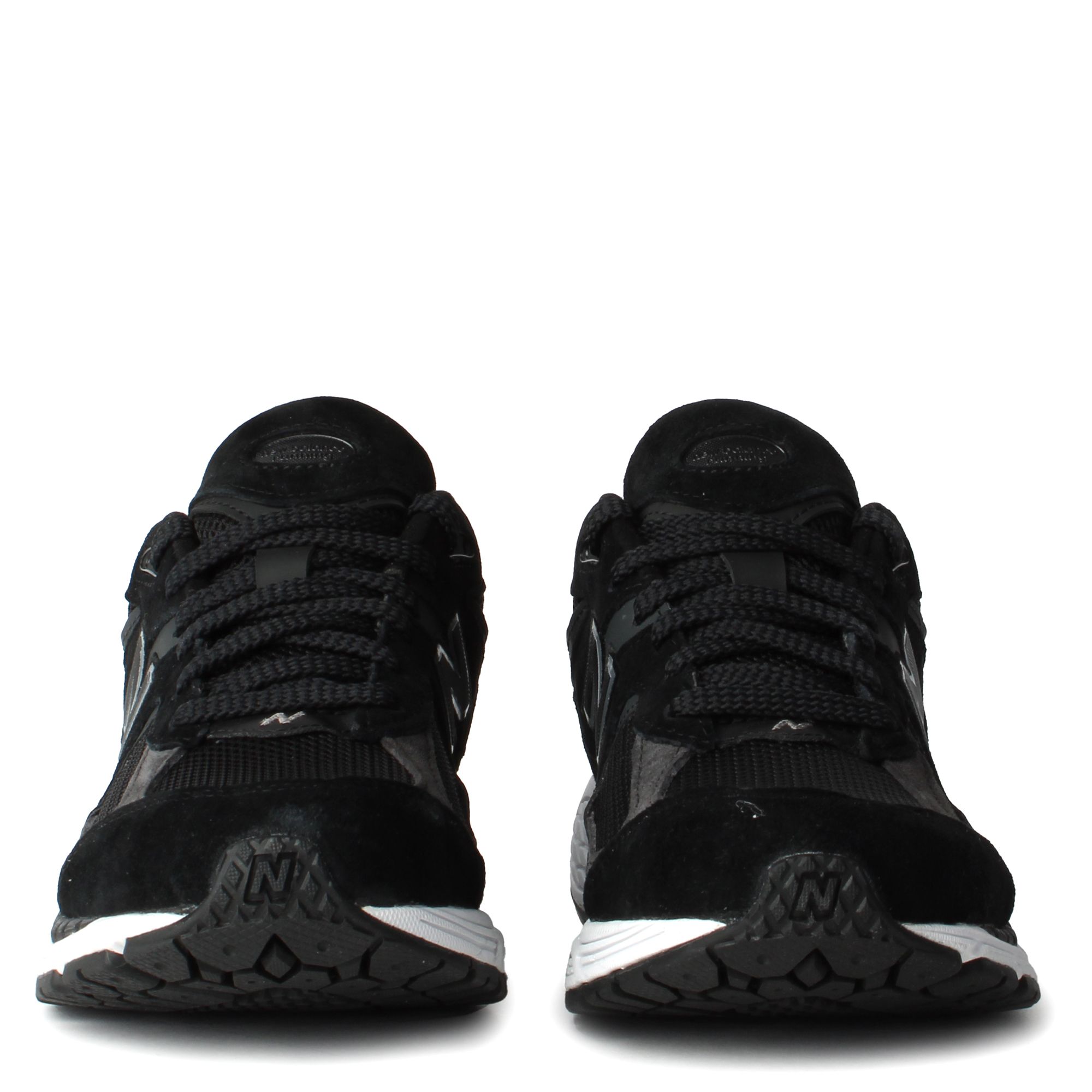 NEW BALANCE 2002R M2002RBK - Shiekh