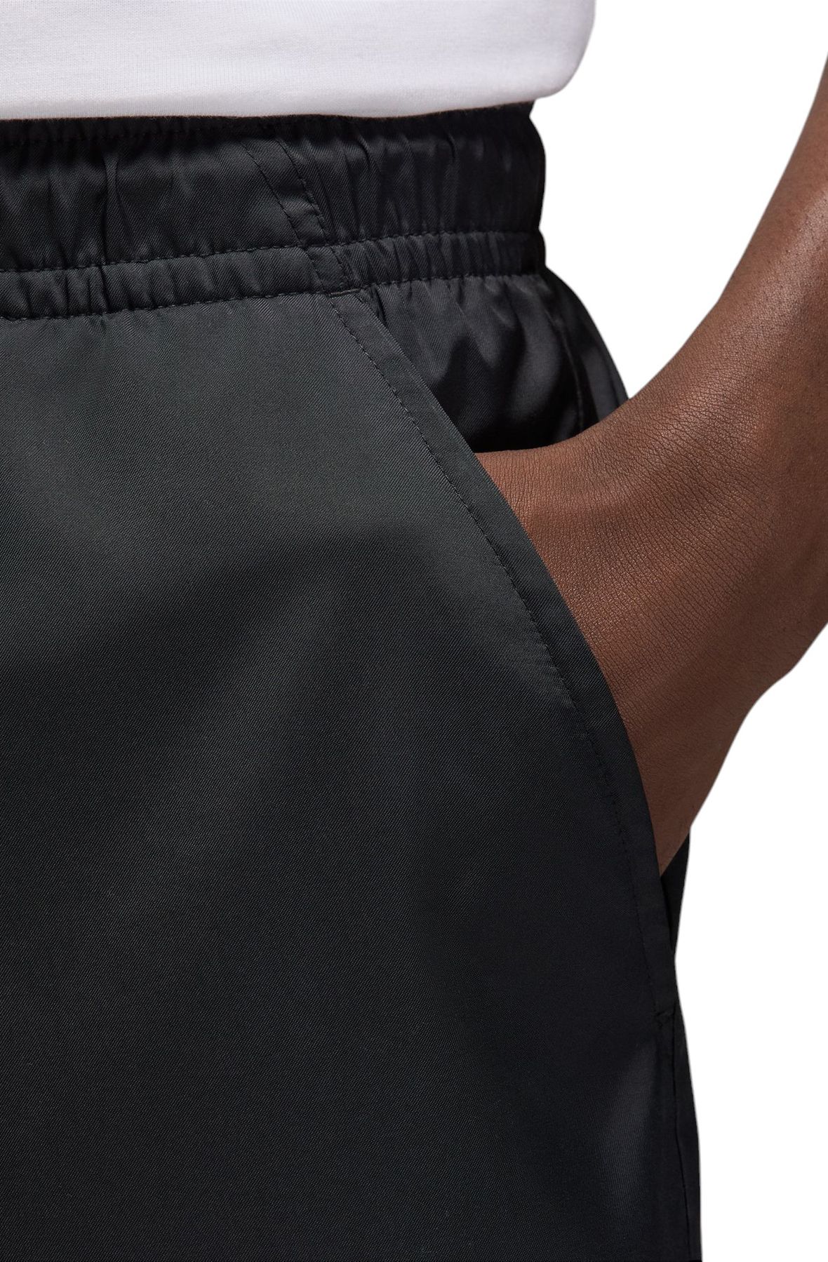 JORDAN Essentials 5" Poolside Shorts FQ4562 010 - Shiekh