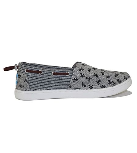 TOMS Toms for Kids: Bimini Gray Chambray Skulls 10006591 - Shiekh