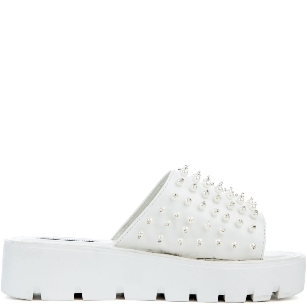 CAPE ROBBIN Mandy-1 Slides MANDY-1/WHITE - Shiekh