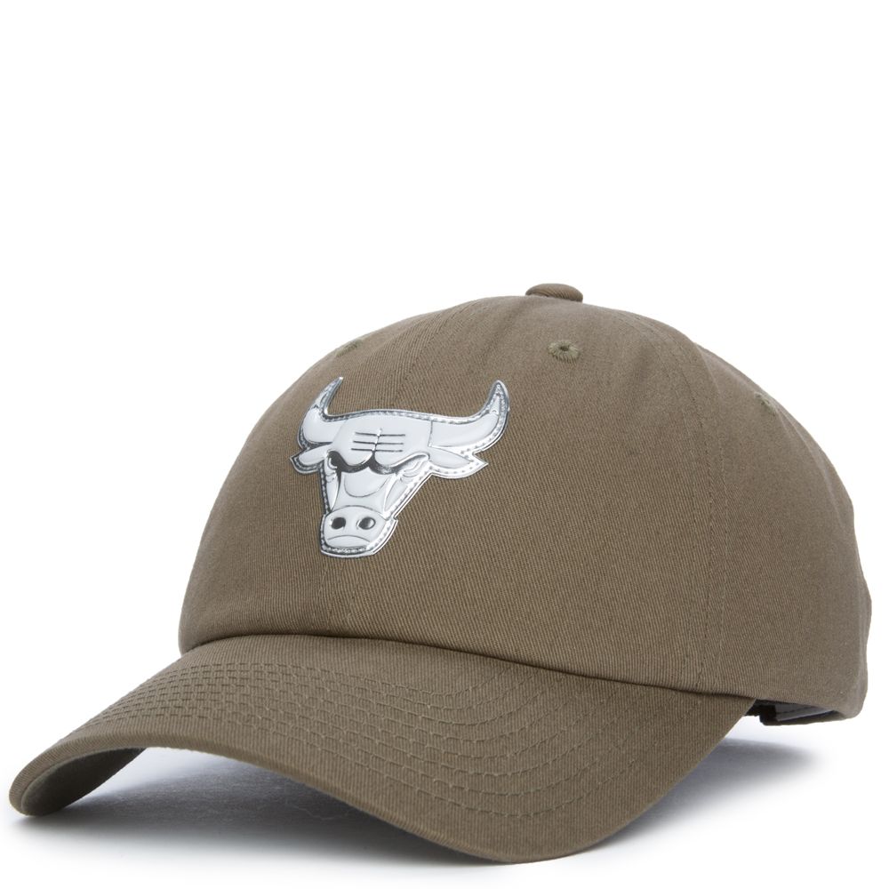 MITCHELL AND NESS Chicago Bulls Dad Hat BH76NG-CBU-Q-EF8 - Shiekh
