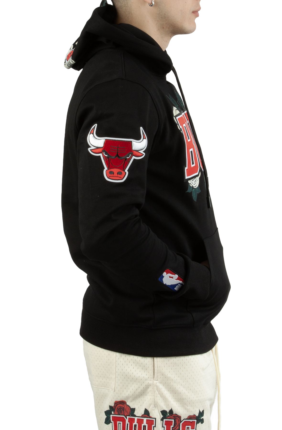 PRO STANDARD Bulls Roses Hoodie BCB555745-BLK - Shiekh