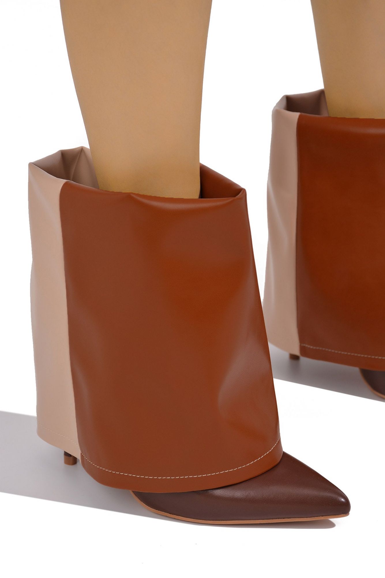 CAPE ROBBIN BOOH - BOOH-BRWN-X-BROWN - Shiekh