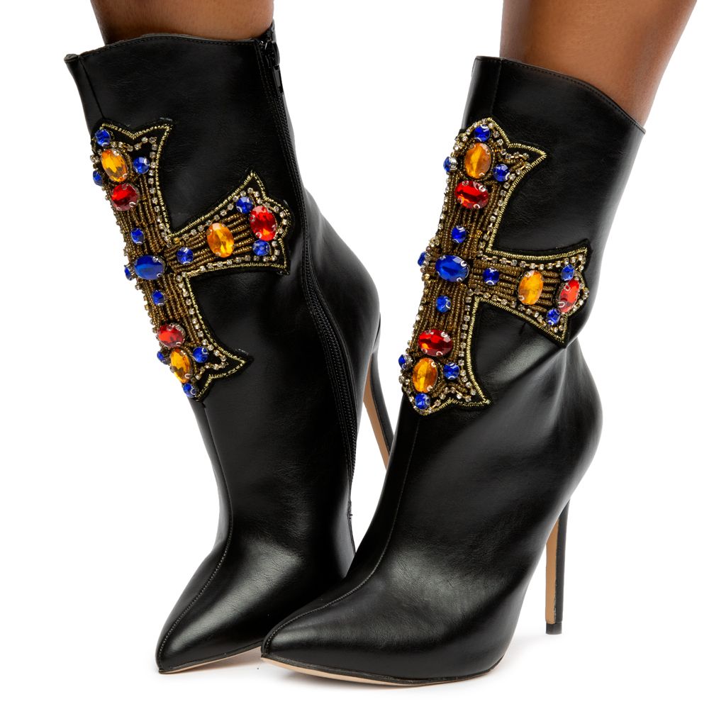 LILIANA Crossy-1 Pointy Toe Gem Cross Boots CROSSY-1-BLACK - Shiekh