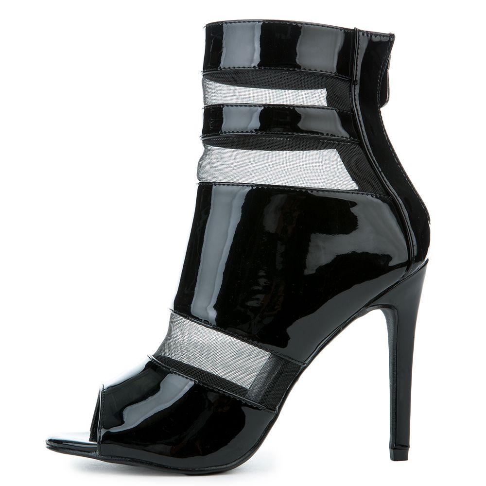 CAPE ROBBIN Women's Lola-12 High Heel in Lola-12/black - Shiekh