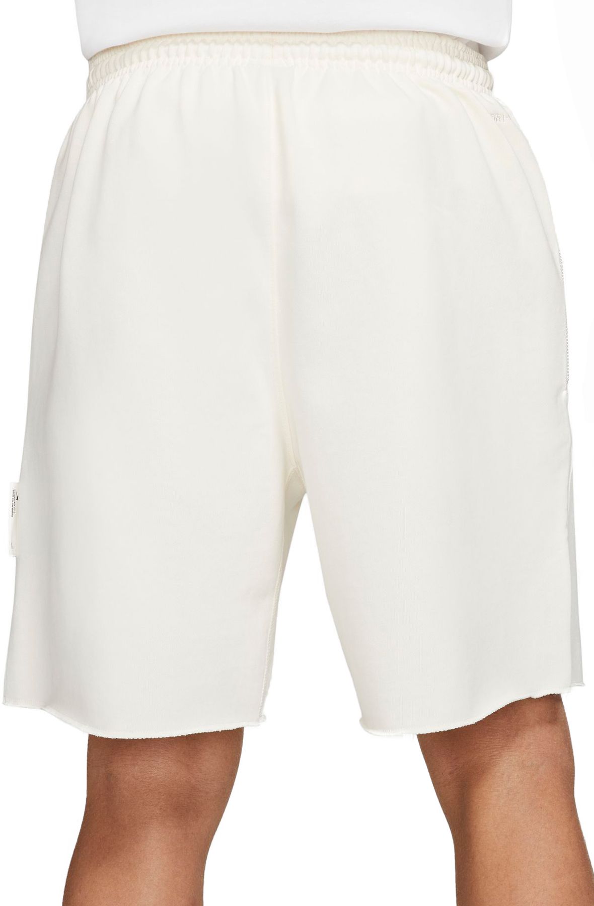 NIKE Standard Issue Basketball Shorts DD5040 110 - Shiekh