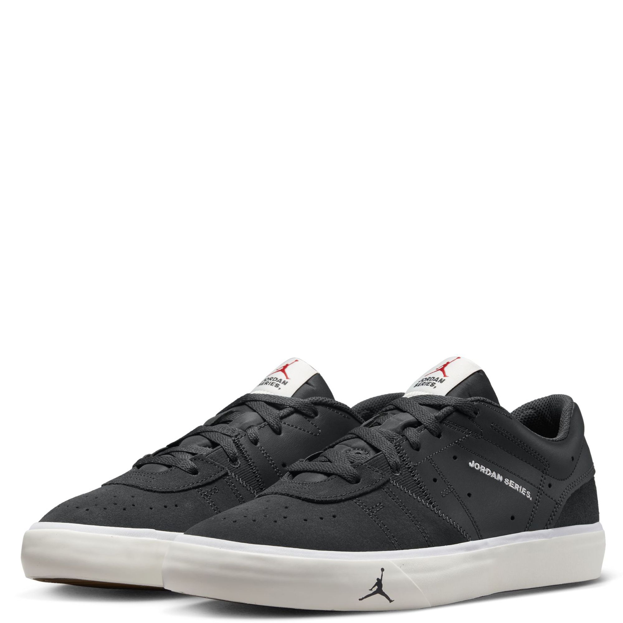 JORDAN Series ES Shoes DN1856 063 - Shiekh