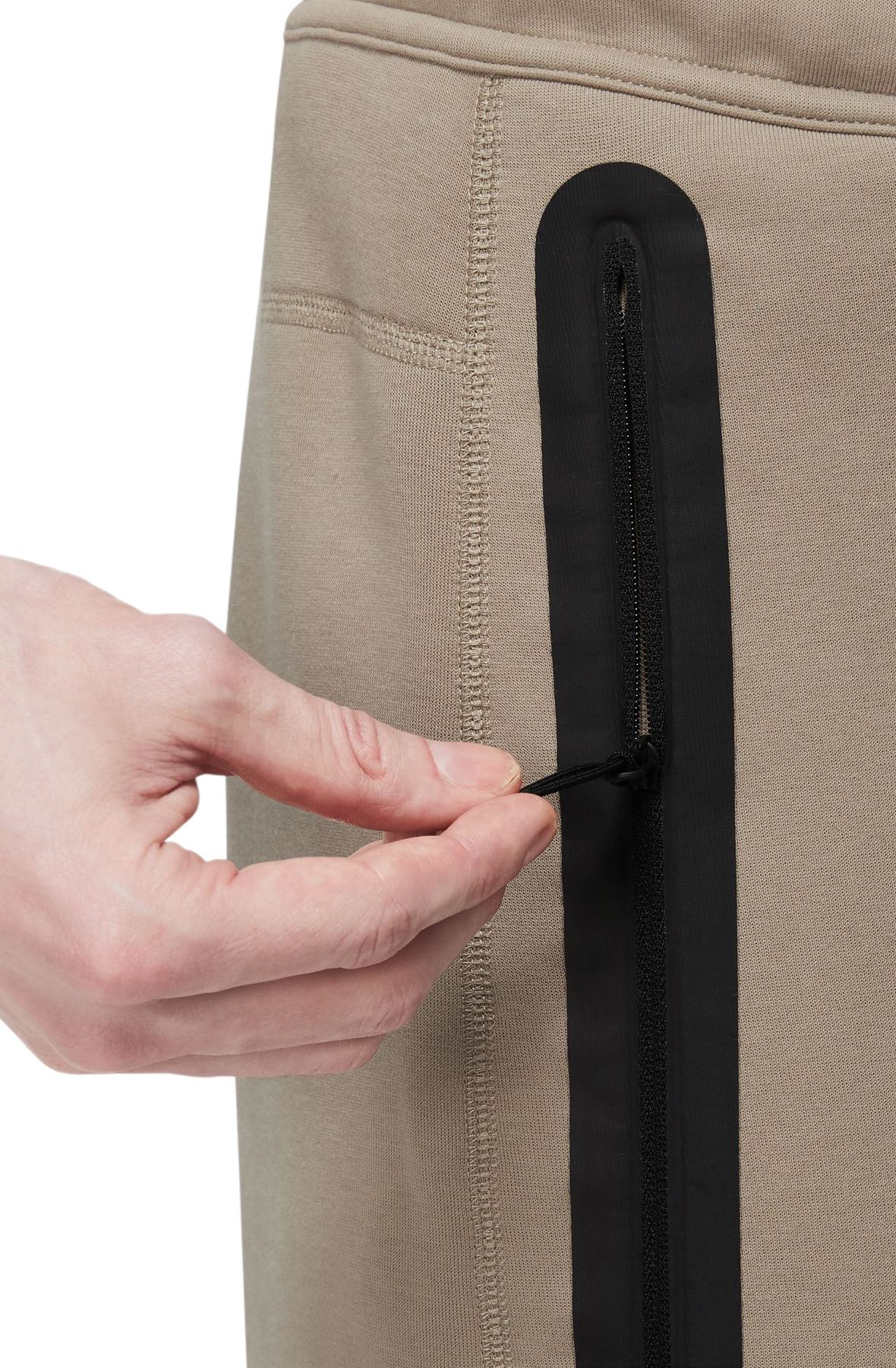 NIKE Sportswear Tech Fleece FB8002 247 - Shiekh