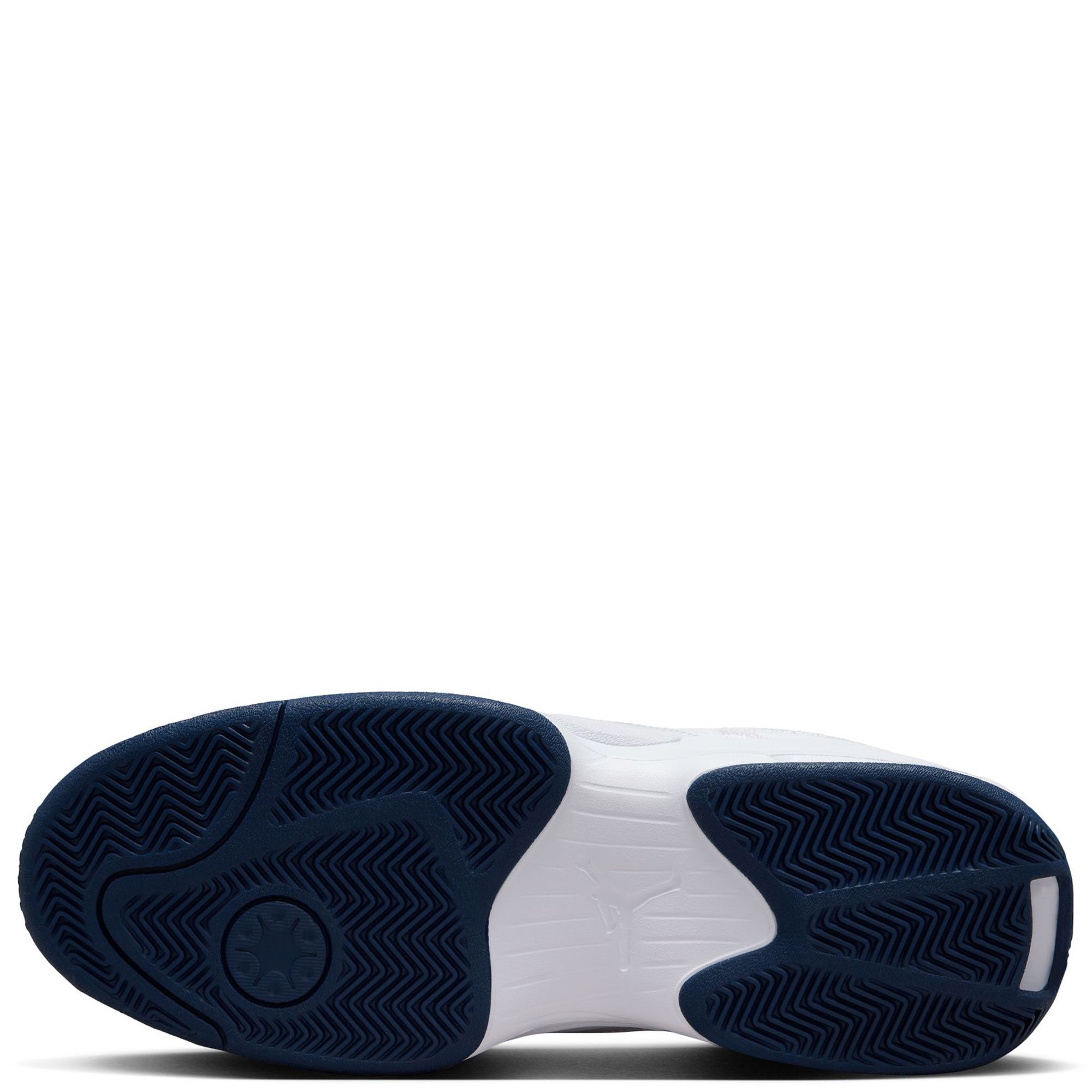 JORDAN Max Aura 6 FQ8298 100 - Shiekh