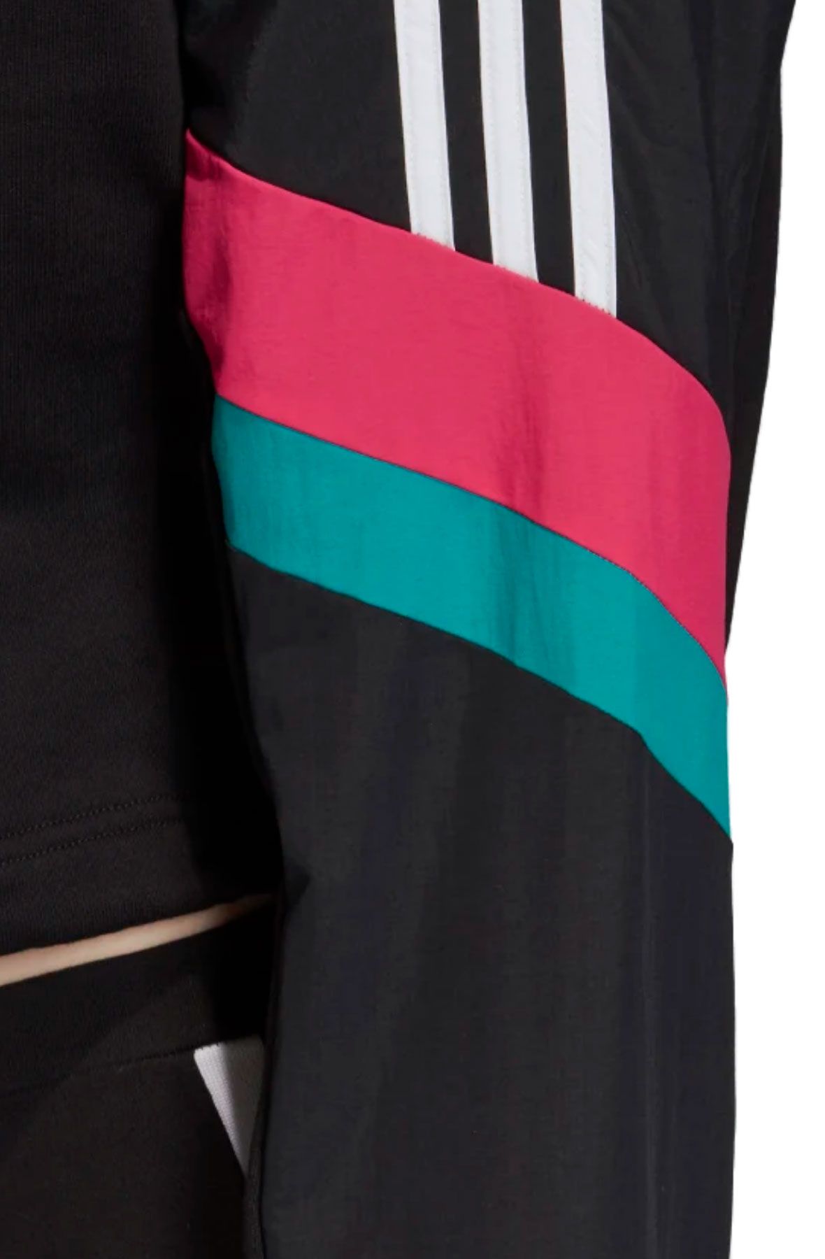 ADIDAS Half-Zip Crop Jacket GC8776 - Shiekh