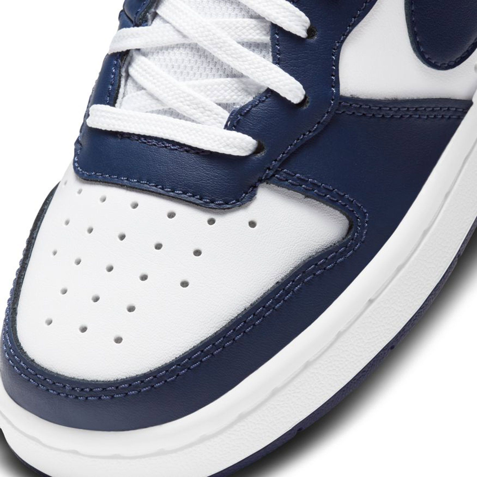 NIKE (GS) Court Borough Mid 2 CD7782 107 - Shiekh