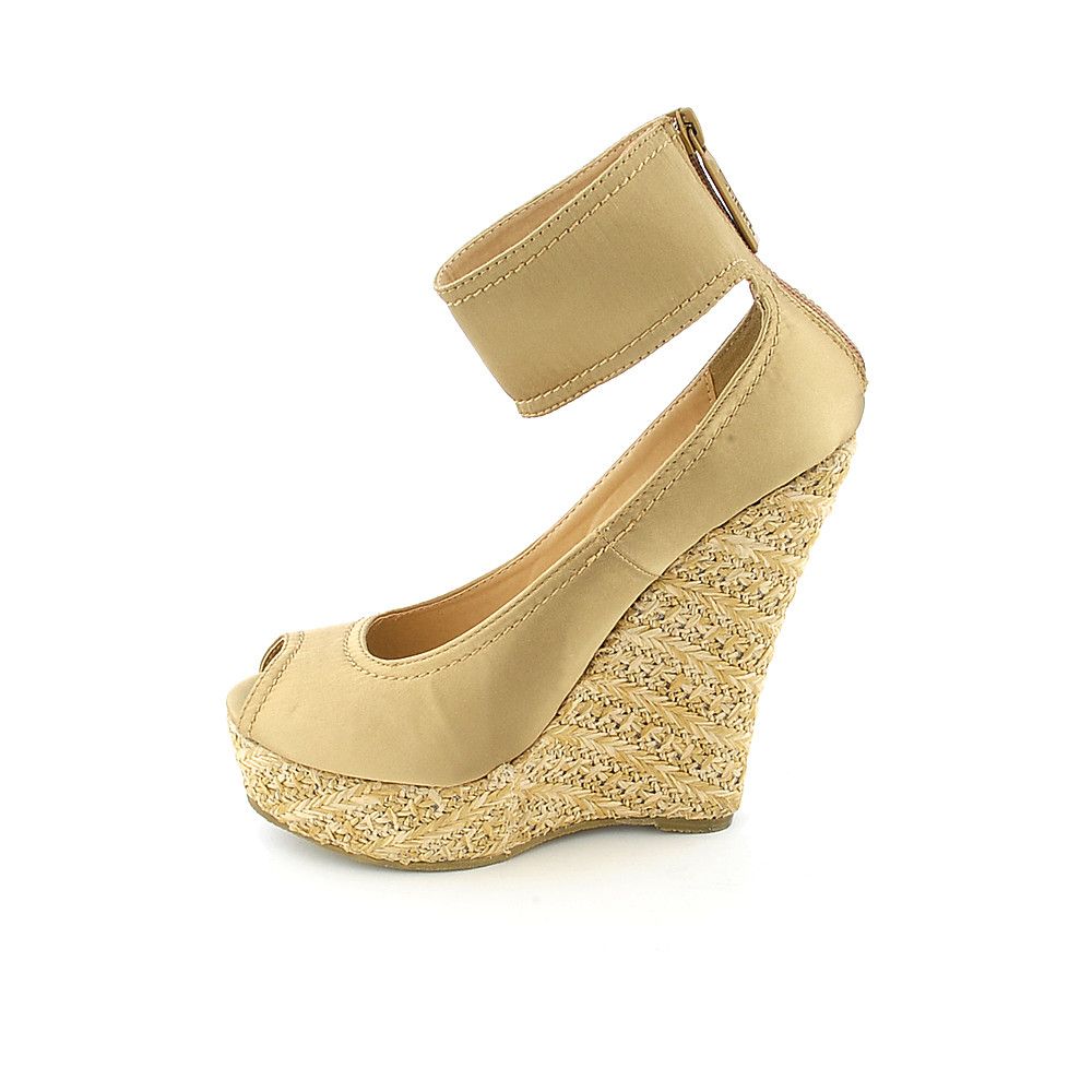 JC DOSSIER Ruby Wedge RUBY GLD STN - Shiekh