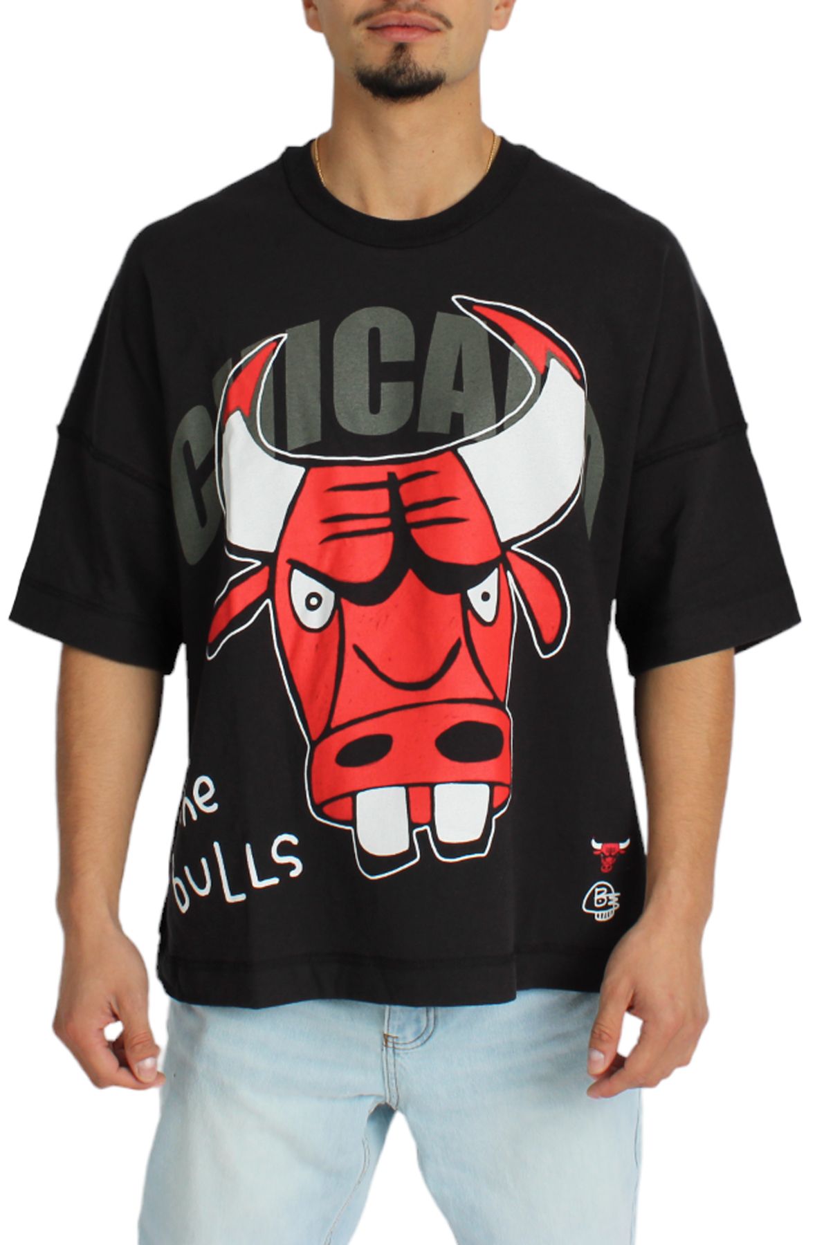 B2SS Chicago Bulls NBA T-Shirt 111-078-02-BULL - Shiekh