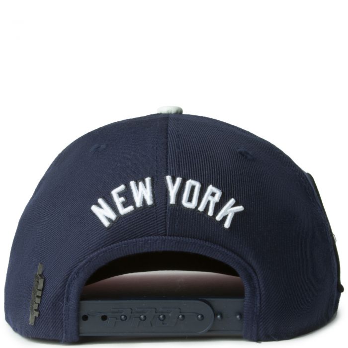 PRO STANDARD Yankees City Snapback LNY732206SH-MDN - Shiekh