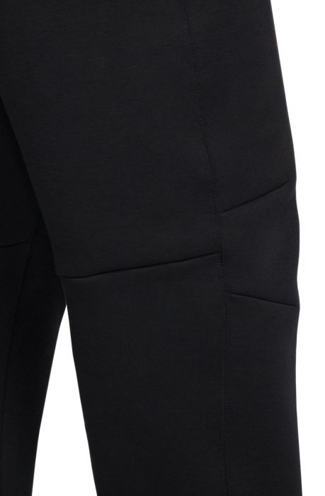 NIKE Sportswear Tech Fleece Joggers FB8012 010 - Shiekh