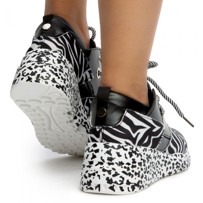 YOKI SHOES Kita Platform Sneakers KITA-BLK - Shiekh