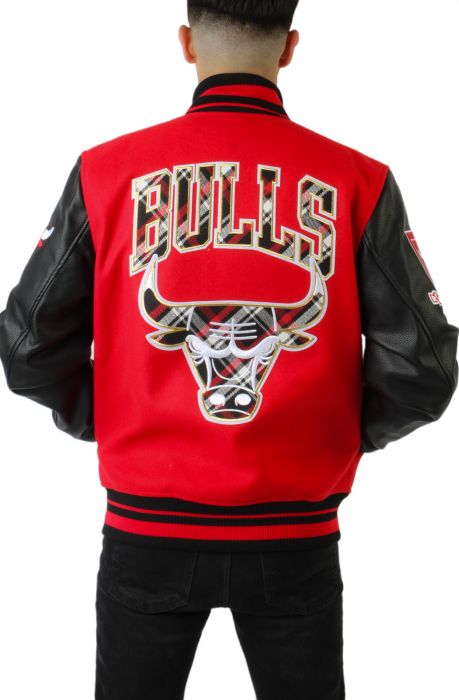 PRO STANDARD Chicago Bulls Varsity Jacket BCB659461-RBK - Shiekh