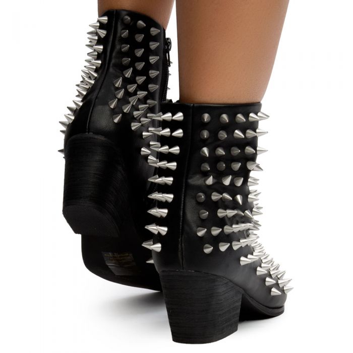 YRU Aurora Spike Boots AURORA SPIKE - Shiekh