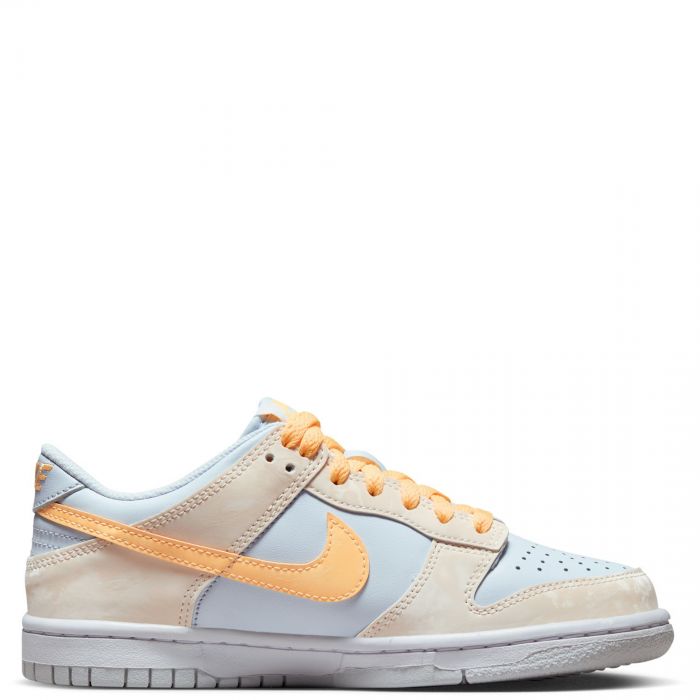 NIKE Grade School Dunk Low FB9109 100 - Shiekh