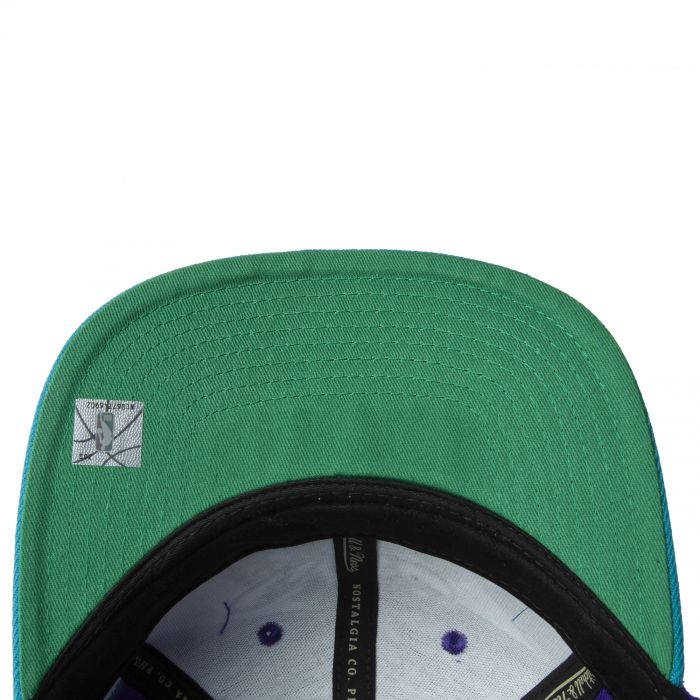 MITCHELL AND NESS Charlotte Hornets Shark tooth Snapback HHSS2978 ...