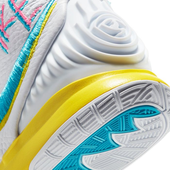 NIKE (GS) Kyrie 6 BQ5599 101 - Shiekh