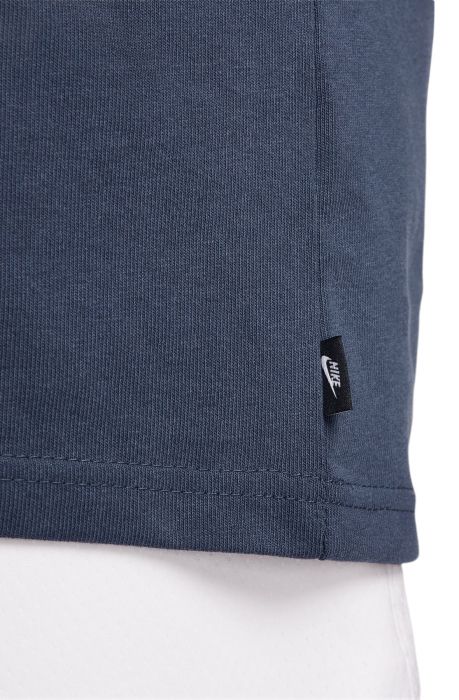 NIKE Sportswear Premium Essentials T-Shirt DO7392 437 - Shiekh