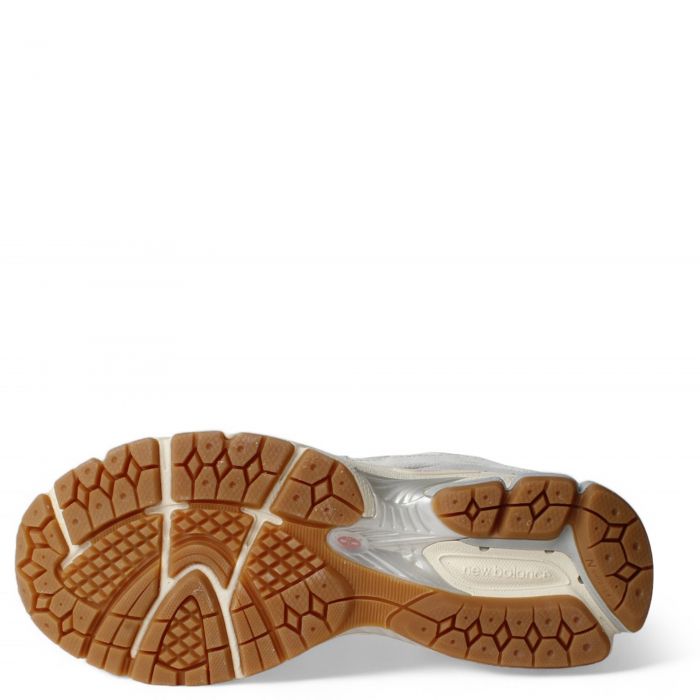 NEW BALANCE 2002R M2002RPM - Shiekh