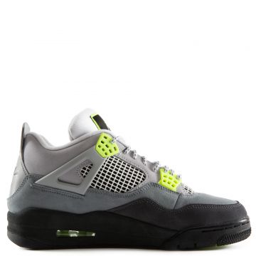 Air Jordan 4 Retro SE